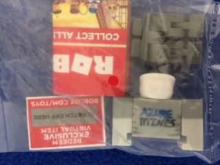 ROBLOX SERIES 2 BEREZAA COME WITH CHECKLIST VIRTUAL CODE BLIND BOX ...
